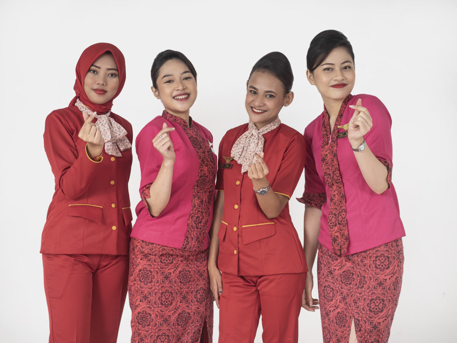 Contoh Teks Pengumuman Pramugari Kereta Api - Announcement KAI